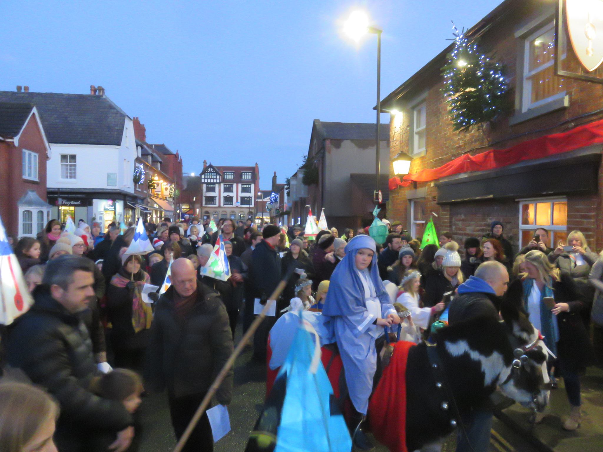 Walking Nativity | Fairhaven United Reformed Church - The White Church
